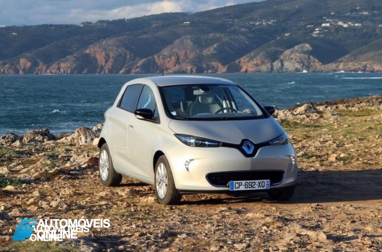 New Renault Zoe real front view 2013 electric - Automóveis Online - A ...